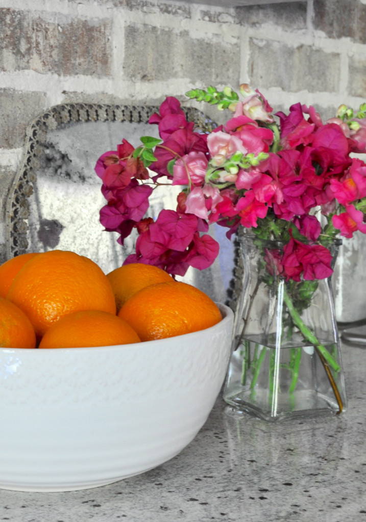 Simple Spring Decorating Ideas - Decor Gold Designs